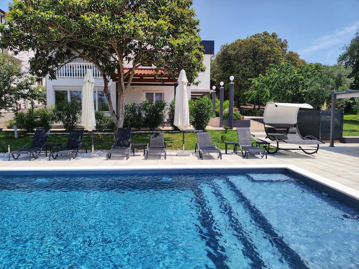 Appartement Mit Meerblick - Pula