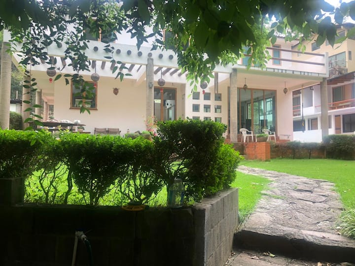 Hostal De La Mariposa Blanca - Valle de Bravo