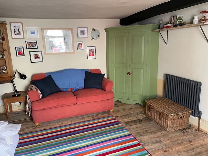 Two Double Rooms In Wickwar - Forest of Dean