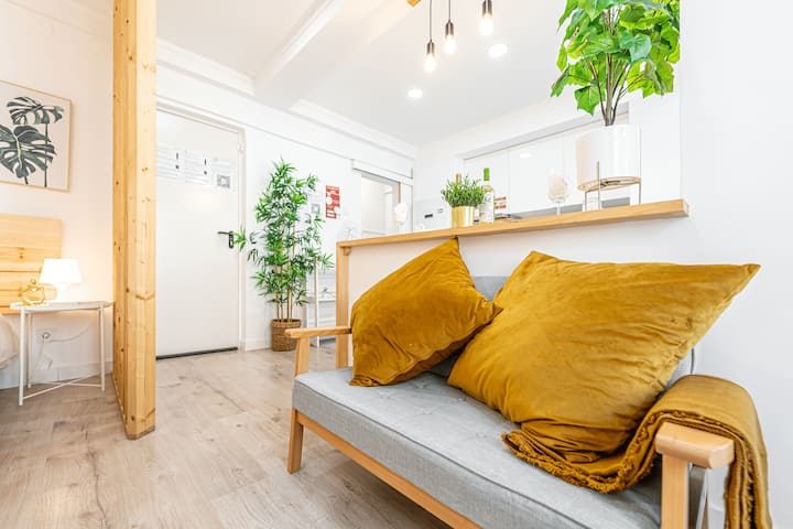Lx Apt W/ Balcony Near Downtown Lisbon (By Train) - Amadora