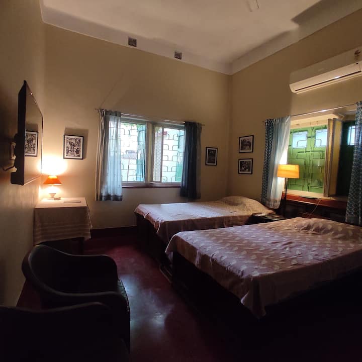 Red Ochre Kolkata - 1 Bedroom Entire Ground Floor - Kalkutta