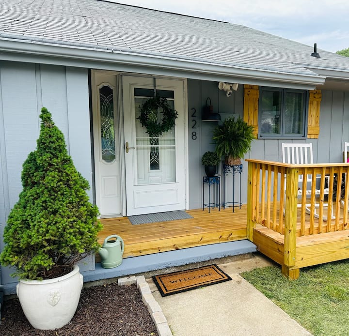 Swan Mtn Chalet~cozy~porch Swing - Boone, NC