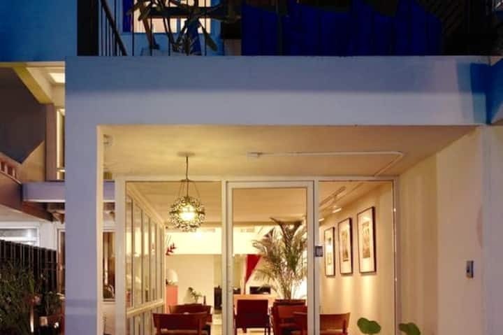 6br Townhouse@city Center/100m@emsphere/500m@bts - Bangkok