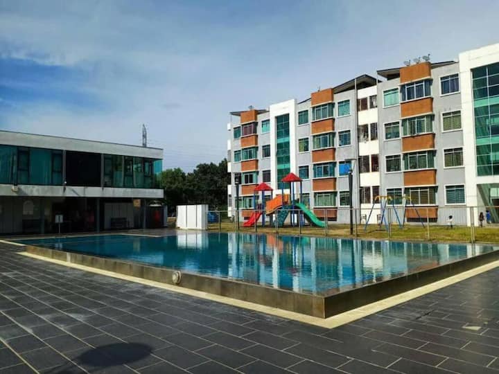 Ground Floor  Depan Kolam Ua Homestay Sepanggar Kk - Tuaran