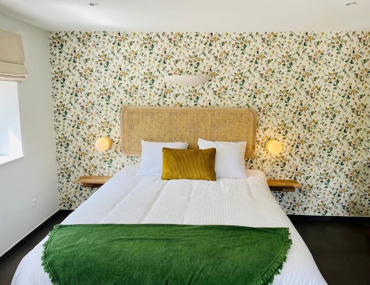 "La Bel" éChappée (Marguerite) - Aubel