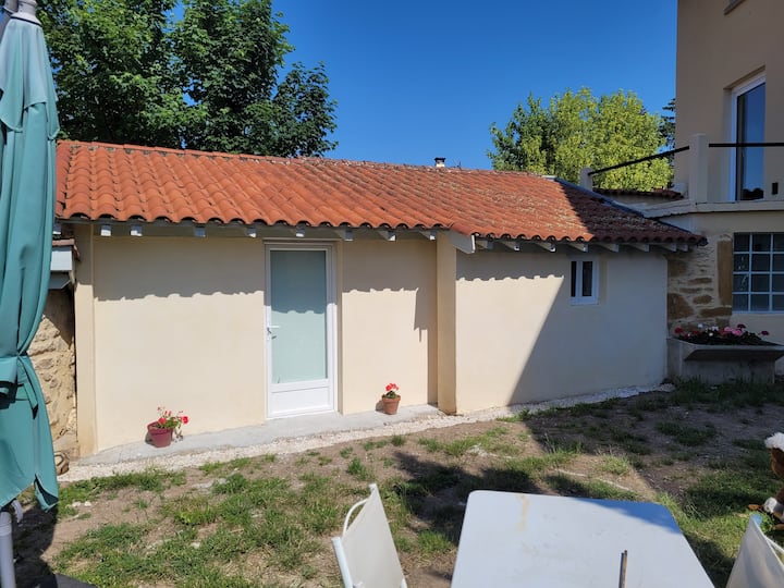 Chambres Avec Accès Indépendant - L'Arbresle