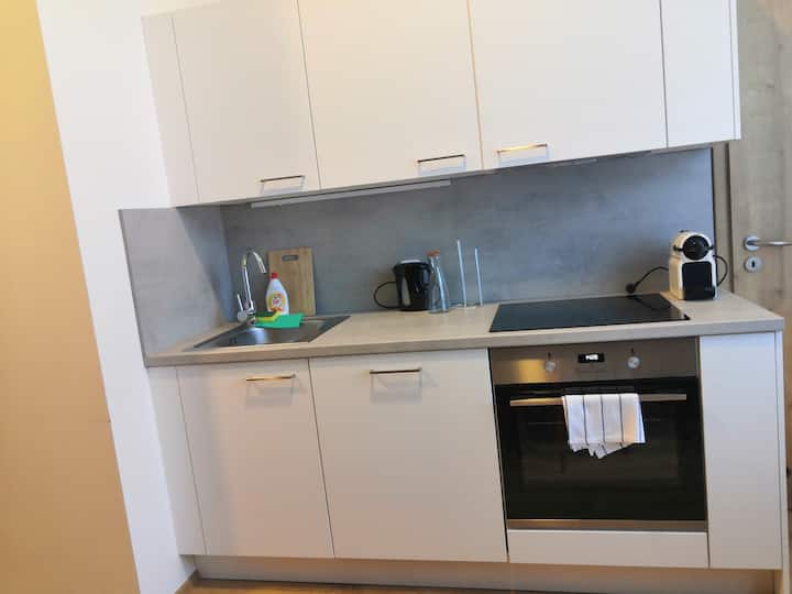 Cozy And Peaceful Central Studio Apartment - Prague
