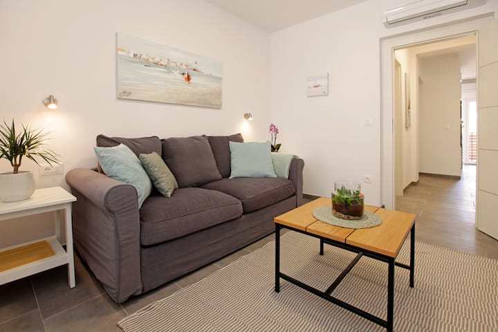 Santa Cruz Apartment 1 In Supetar - Supetar
