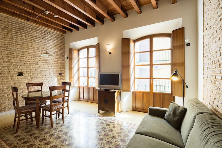 Casa Relator. 3 Bedrooms, 2 Bathrooms - Sevilla