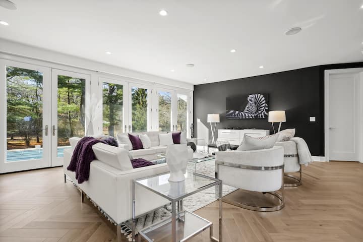 Rye: Pool New Modern House Hot! - White Plains