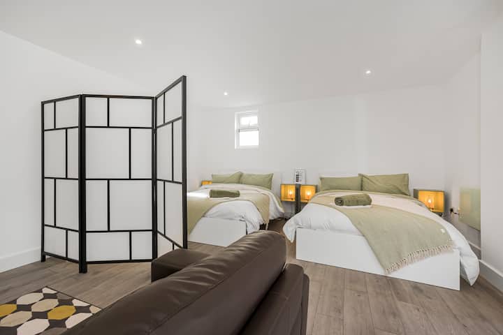 Modern Ilford Studio | 5 Mins To Elizabeth Line - Ilford