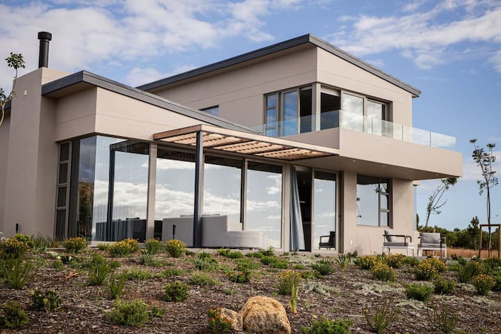 King Beds, Lagoon Views, Winery, Water, Pool, - Onrus