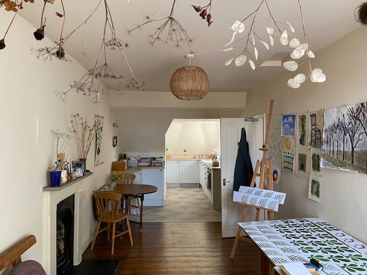 Artist's Attic Studio With View - York