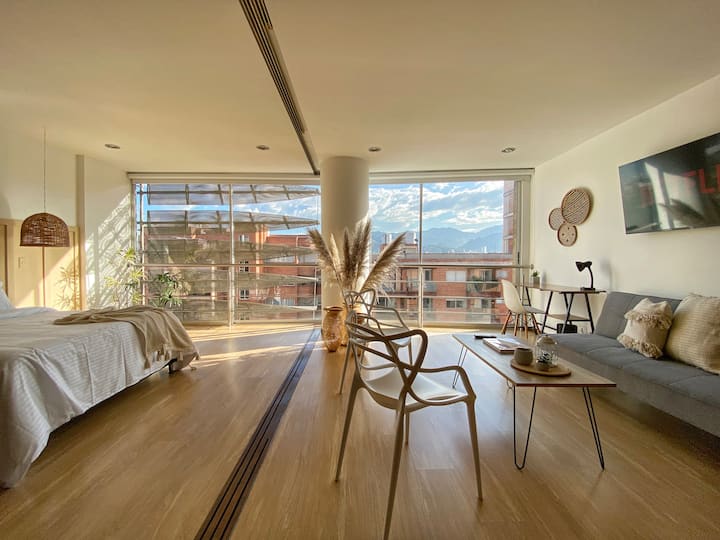 [C] Laureles Walkable|ac|view|wifi+|cozy & Safe - Medellín, Colombia