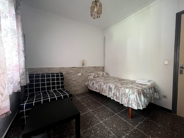 Chambre Individuelle Plus - Breda, España