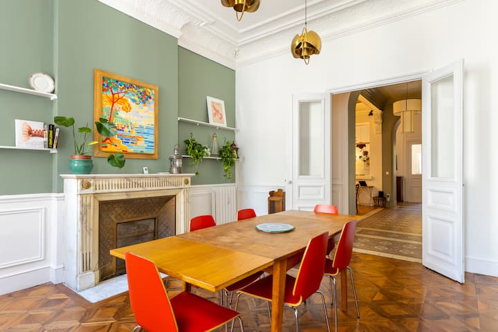 Appart Haussmannien De 200m2 Au Centre Ville - Marseille