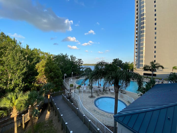 2 Br Deluxe 1 Mile From Disney! - Lake Buena Vista, FL