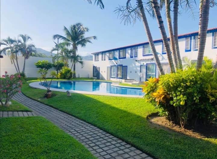 Casa Con Alberca Iaro - Acapulco