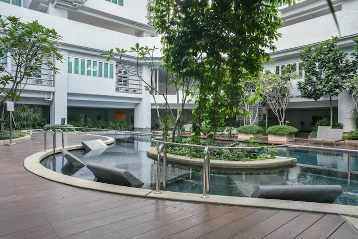 The Awesome Hideout - Petaling Jaya