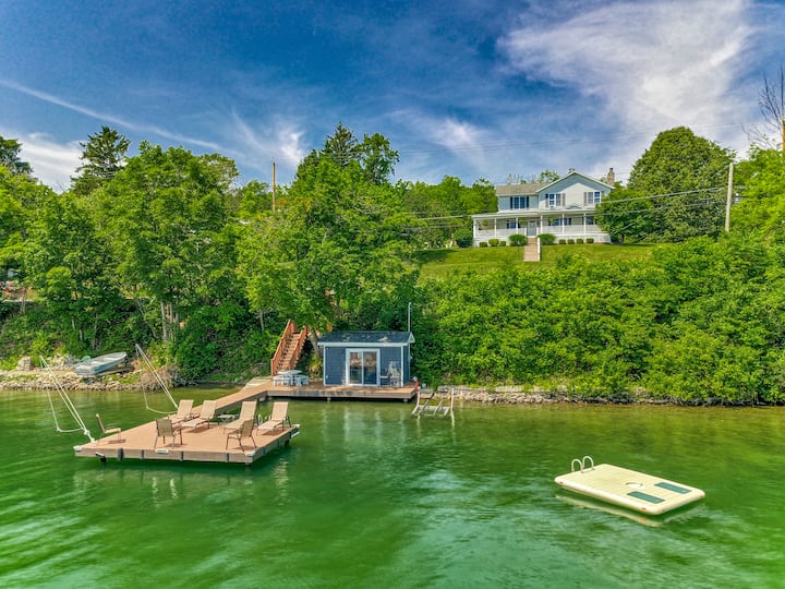 Farm House- Lakefront Private Dock And Porch/views - Canandaigua, NY