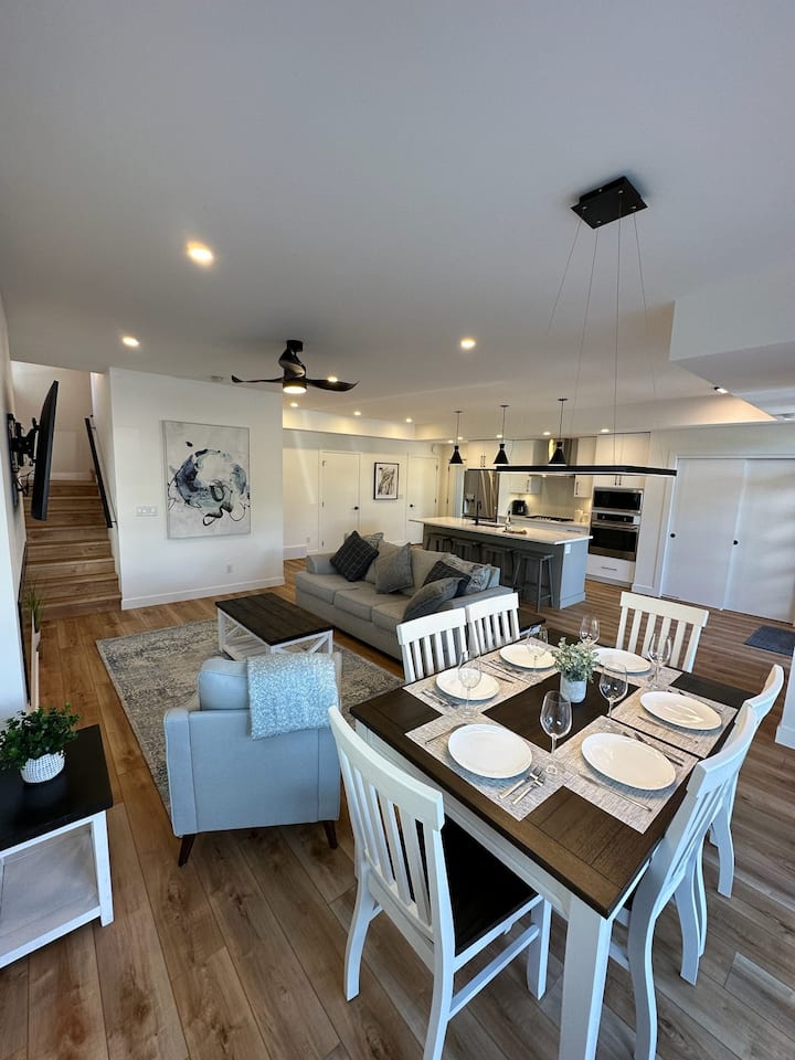 New 3 Bedroom 5 Min Walk To Lake - Penticton