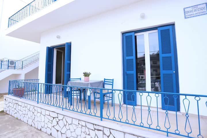 Rhodes Town Garden Apartment - Rhodes