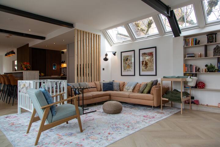 Modern 5-bedrooms Family House In Haarlem - Zandvoort