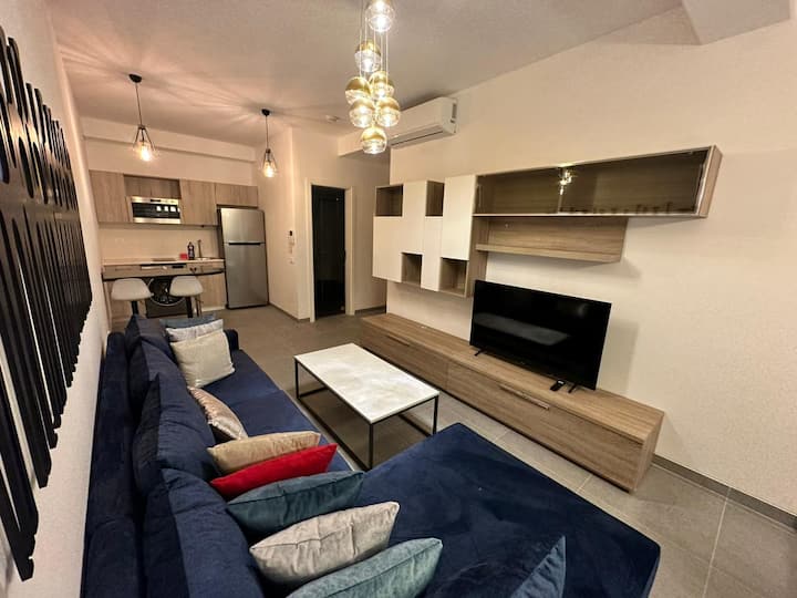 Prime Location In Beirut, 24/7 Power + Parking - Beirut