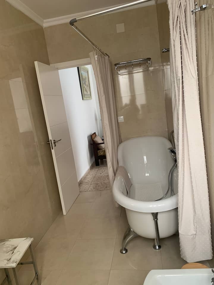 Habitacion Contemporánea - Cádiz