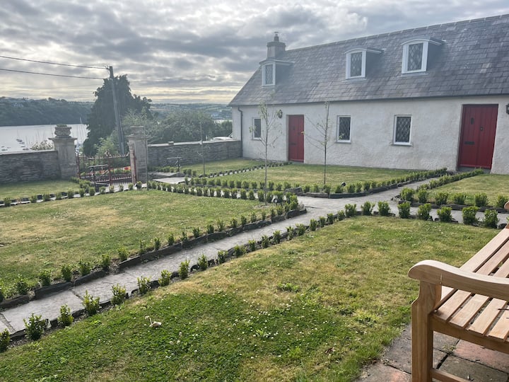Alms Houses    Cottage 3 - Kinsale