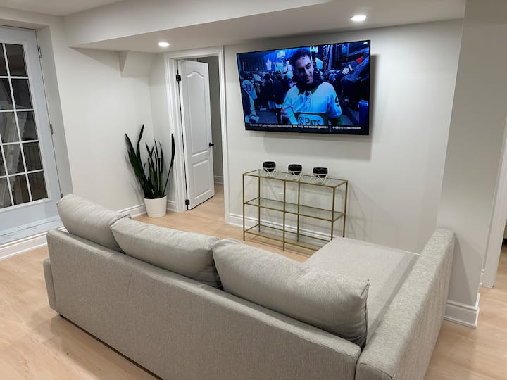 Modern Luxury Living In Milton - Milton