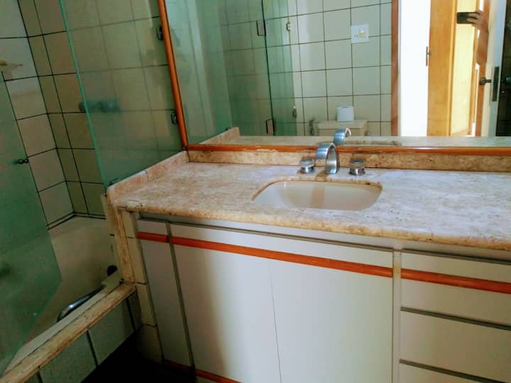 Bem Localizado/praias/garagem - Vitoria