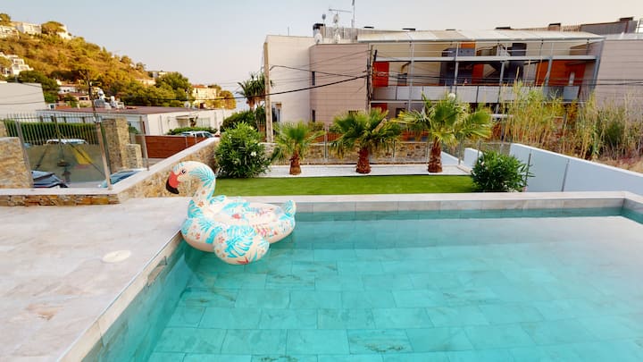 Maison, Piscine, Plage, Commerce Restaurant - Roses