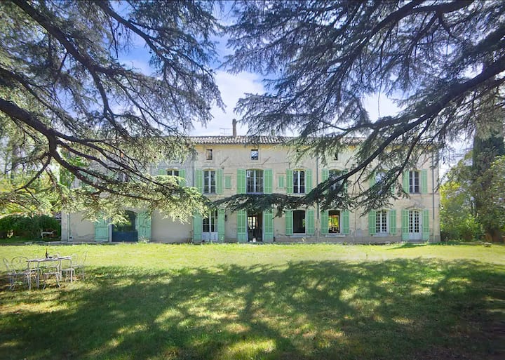 Bastide Hors Du Temps, Cèdres Et Fontaine-provence - Brignoles