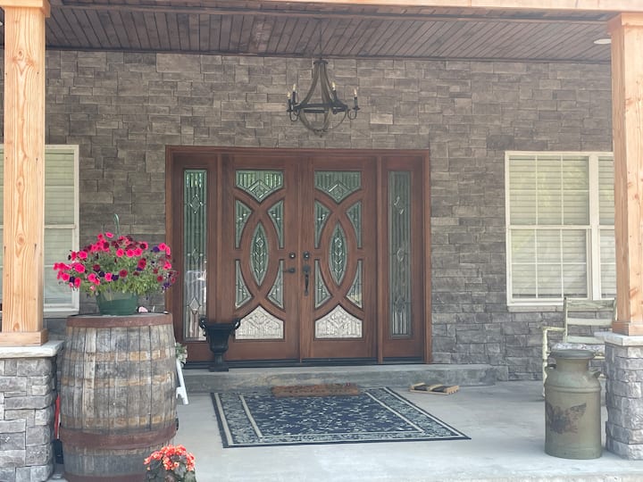 Braxton Manor At Creekside Retreat - Harrodsburg, KY