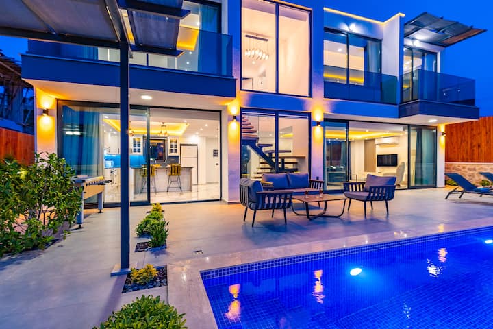 4 Kişilik ÖZel Havuzlu Jakuzili Villa - Turčija