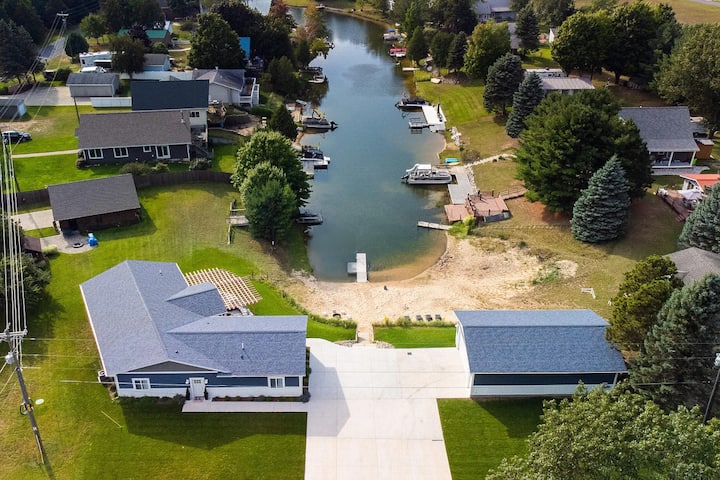 Sandy Cove Hideaway - Mears, MI