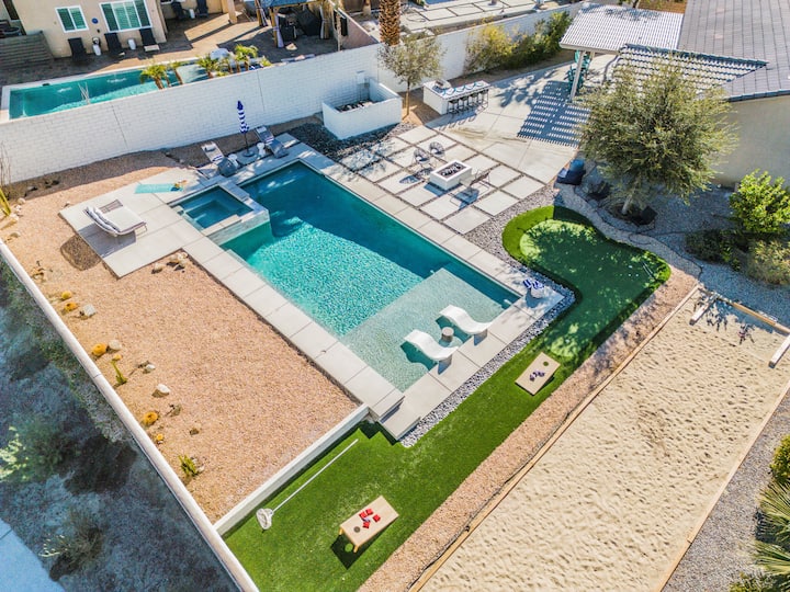 La Casa Villa Deluxe 4bd/2ba Getaway - Indio, CA