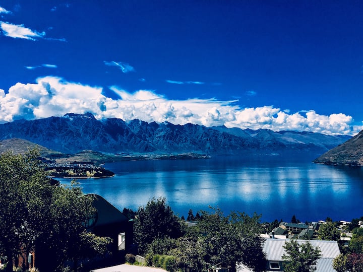 Awesomely Lakeview Queenstown - Queenstown