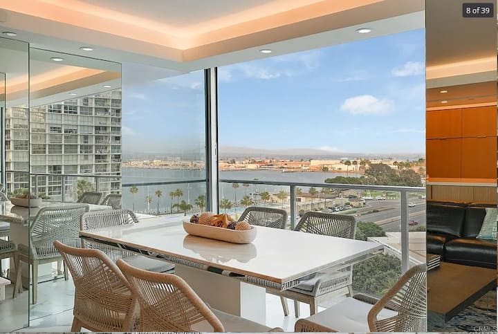 Spectacular Coronado Condo At El Encanto 2bd/2.5ba - Coronado, CA