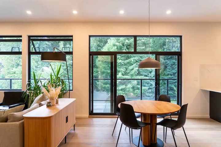 Modern Home With Rooftop Patio | Longterm Stays - Whistler