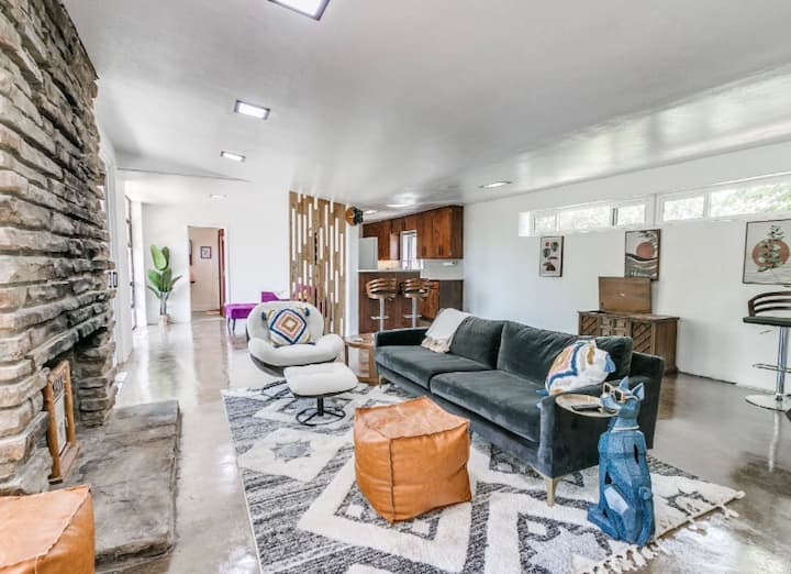Martha's Place ~ A Mid Century Oasis - Oklahoma