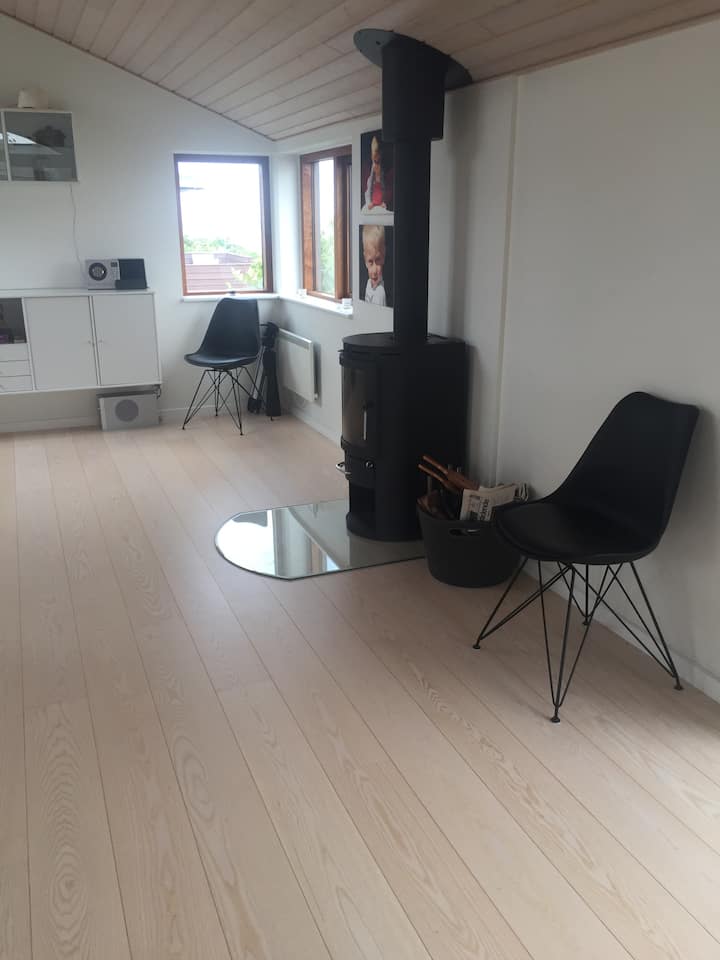 Beachfront Summerhouse, 30 Min Drive From Odense C - Denmark