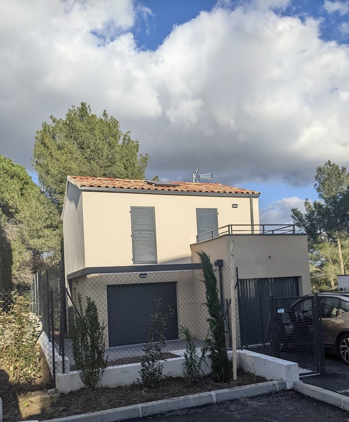 Agréable Villa Neuve - La Ciotat