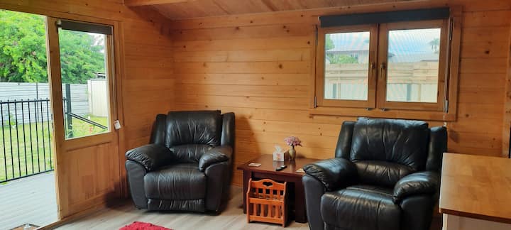 Churchill Cabin - Maryborough