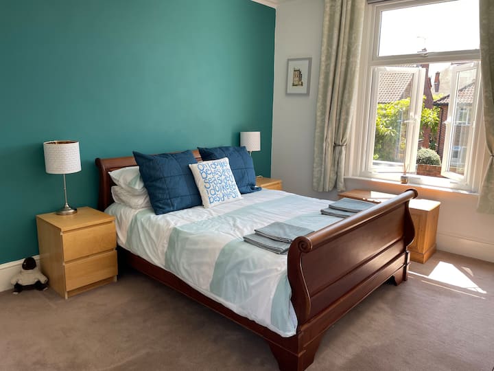 Southsea Large Room With Private Bathroom - Southsea