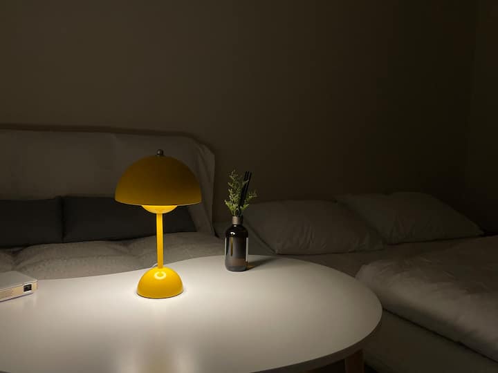 전주 한옥마을 늘봄스테이 옥(한옥마을내위치/최대2인/빔프로젝트/넷플릭스) - Jeonju-si