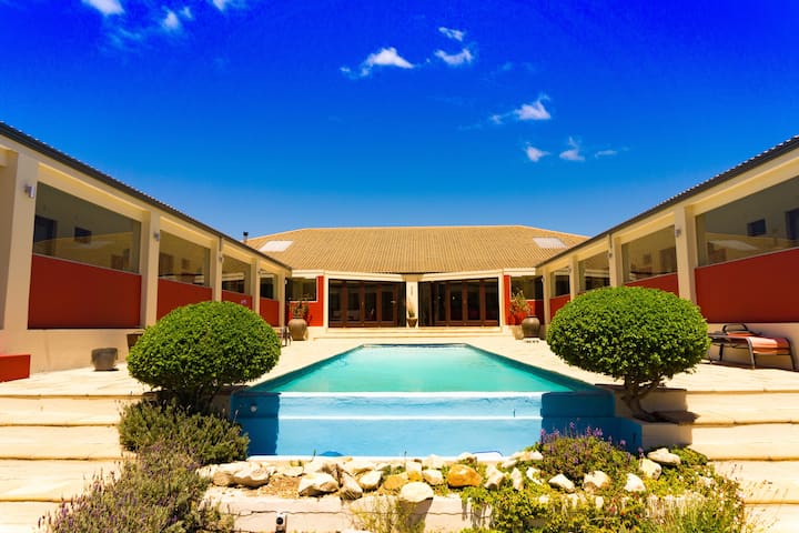 Kapensis Guesthouse - Cape Town