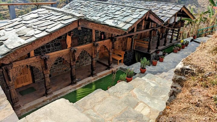 The Guest Rooms (Gadhwali Huts) - Mussoorie