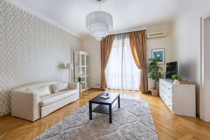 Gde Károly Apartment - Budapest